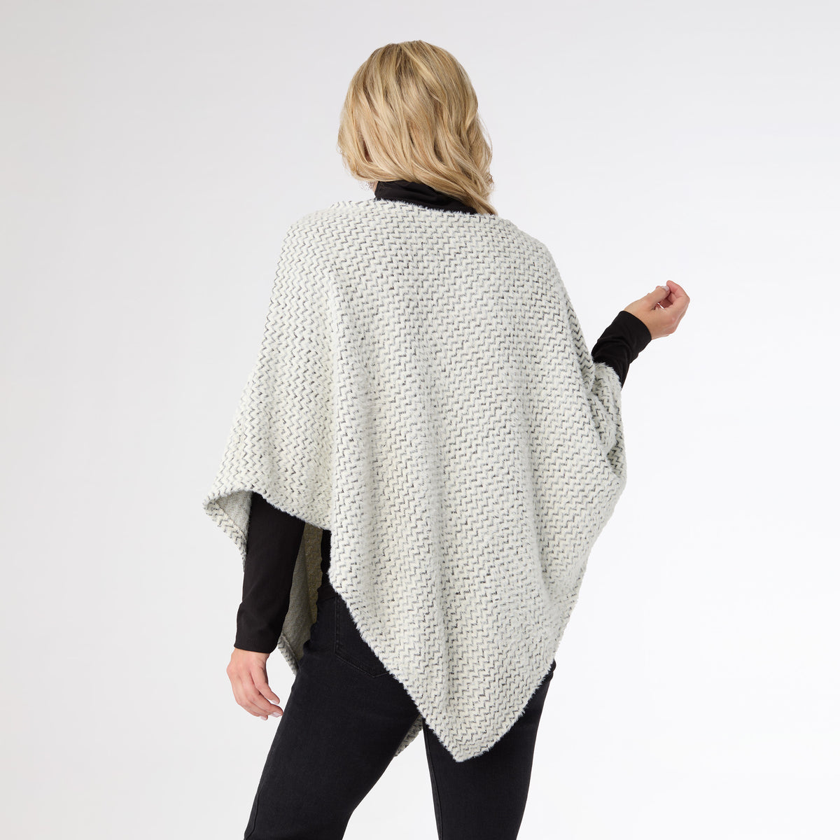 Christa Eyelash Poncho – COCO + CARMEN